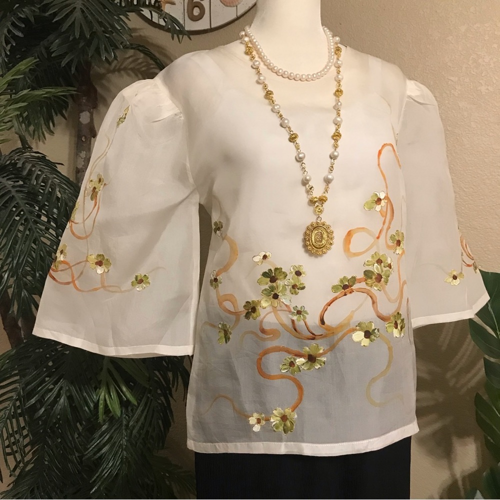 Beautiful Jusi Kimona Blouse With Beautiful Hand Pain… - Gem